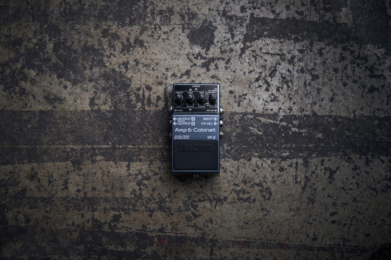 BOSS IR-2: Giải pháp guitar chuyên nghiệp trong hình dáng pedal nhỏ gọn