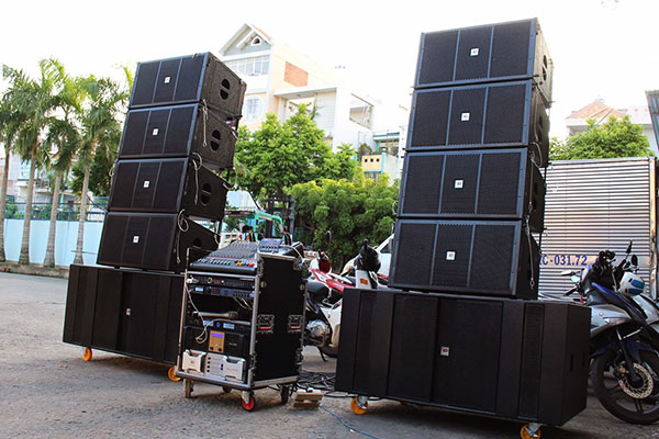 Loa line array bao nhiêu tiền? Mua loa line array TPHCM